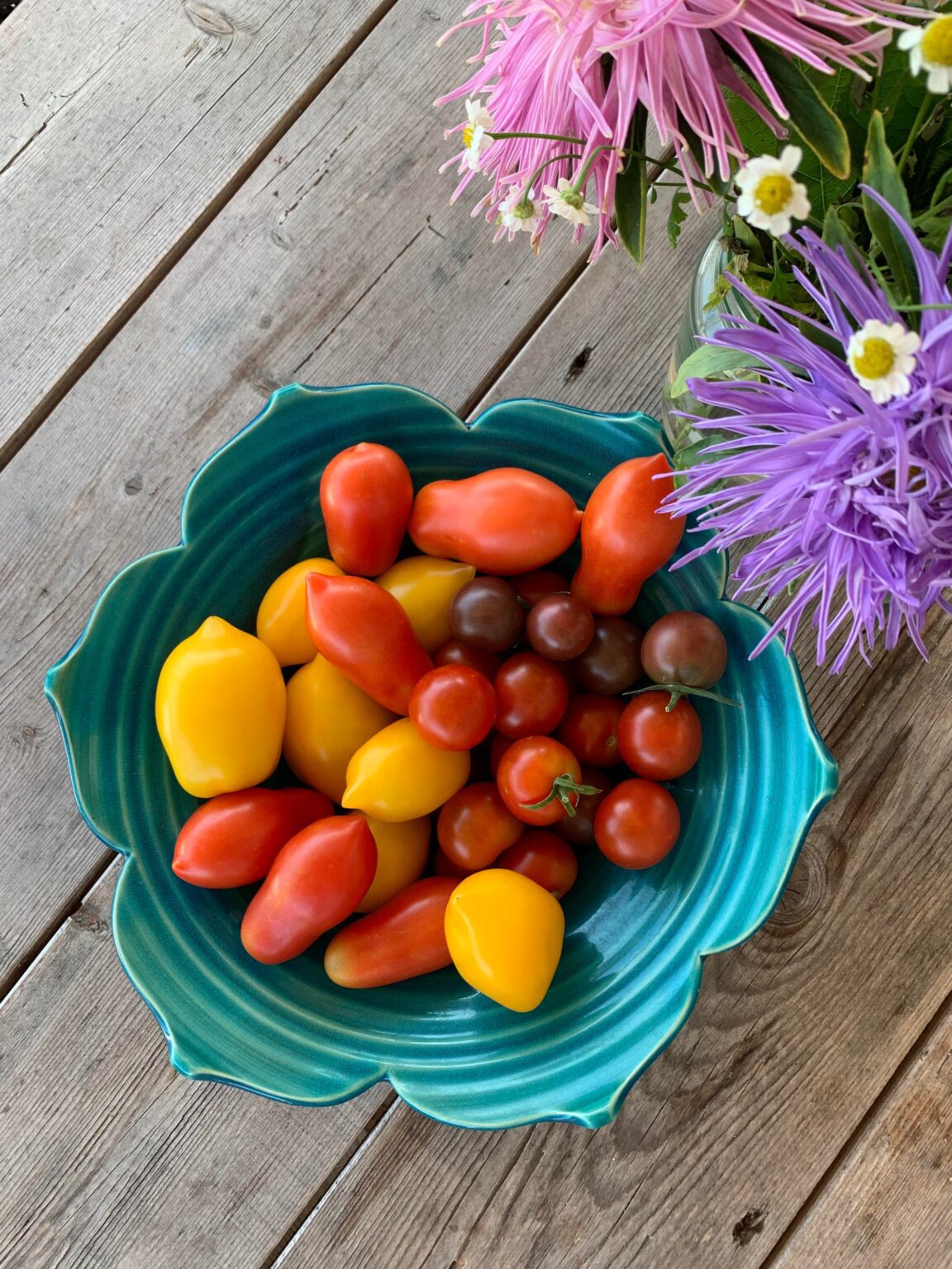 Homegrown food - Grow, gather, fish and hunt good food